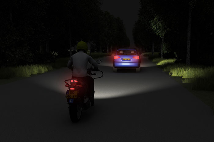 Gebruik van verlichting tijdens het rijden - iTheorie